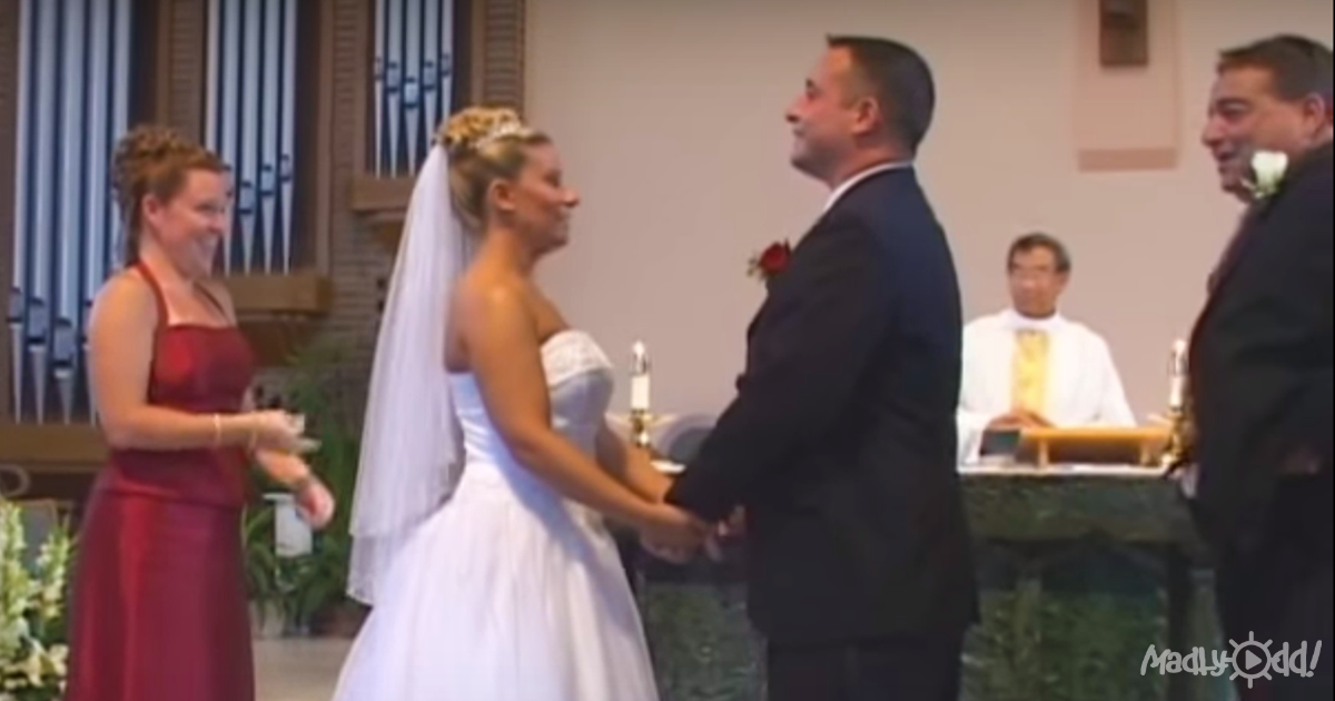 Check out this best man’s fail at church that has the Internet in ...
