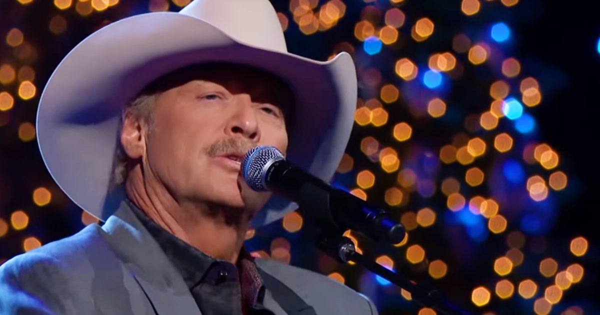 Ya'll Gotta Hear Alan Jackson Sing ‘Have Yourself A Merry Little ...