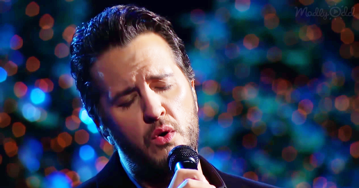 Country Music Artist Luke Bryan Delivers a Stunning Performance of the ...