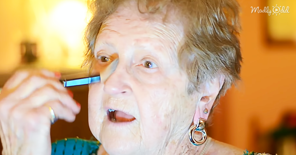 Lovely Grandma Records A Make-Up Tutorial, And The Result Is Just TOO ...