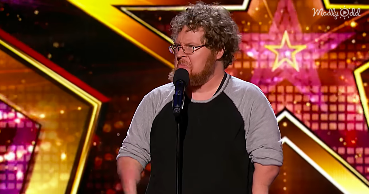 Handless Comic Has The Audience Rolling In Their Seats With His ...