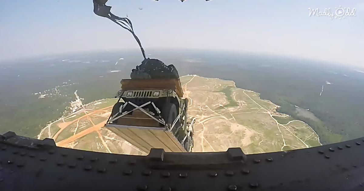 They Load 8 Humvees Onto A Plane, Then Drop Them From 5000 Feet – Madly ...