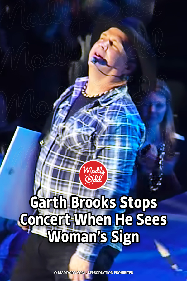 Garth Brooks Stops Concert When He Sees Woman’s Sign