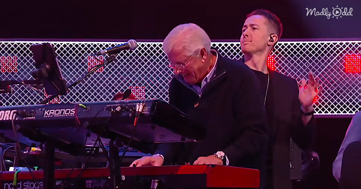 Meghan Trainor’s Father Blows Away The Voice With Amazing Piano Solo