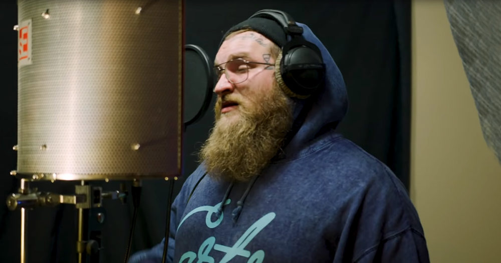 Bearded Man’s Incredible Cover of R&B Song Gets Millions of Views