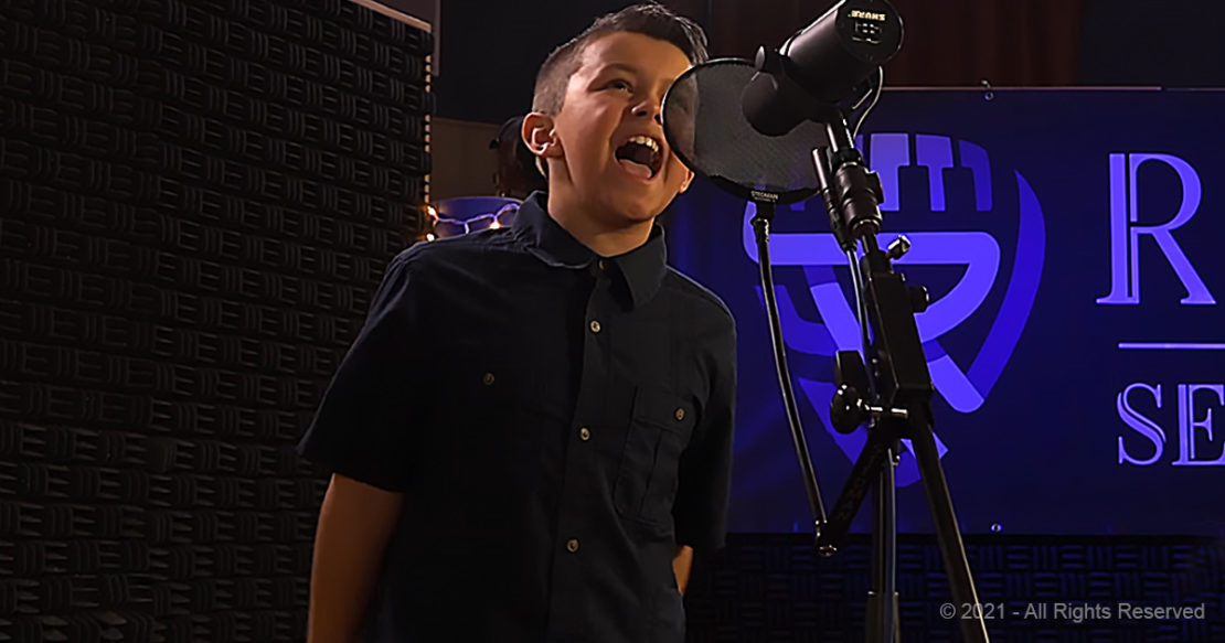 11-Year-Old Blake Walker Sings ‘Stand By Me’ by Ben E. King – Madly Odd!