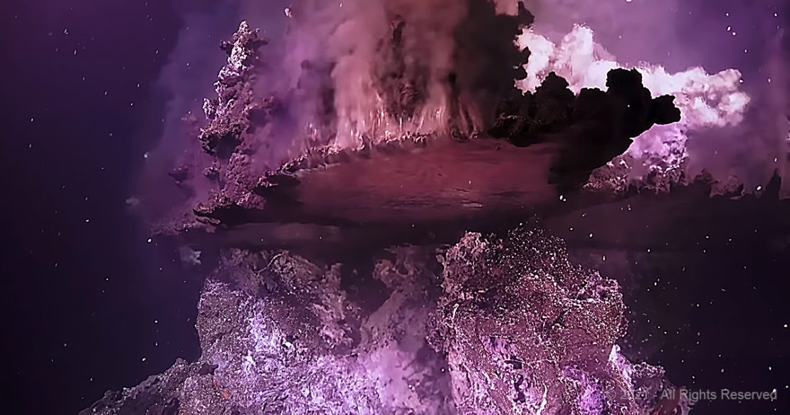 Strange alien-like formation stuns deep sea researchers – Madly Odd!