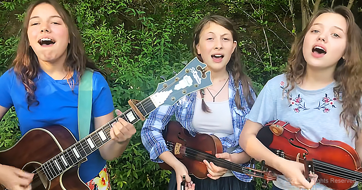 Country music siblings pick, fiddle, and sing ‘Rocky Top’ – Madly Odd!