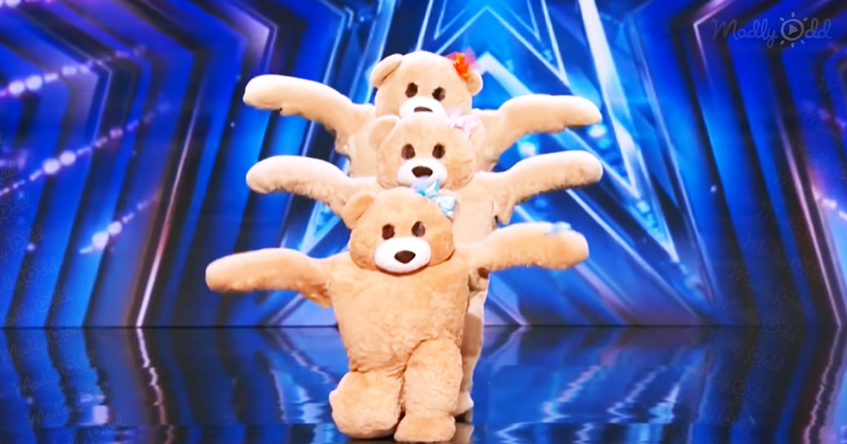 Giant dancing teddy bears win over AGT audience with BTS's ‘Butter’