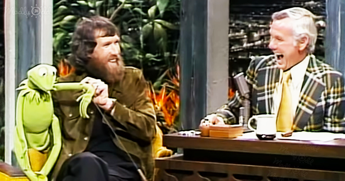 Legends Jim Henson and Johnny Carson meet on The Tonight Show