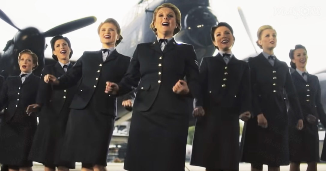 The D-Day Darlings perform beautiful rendition of ‘We’ll Meet Again’