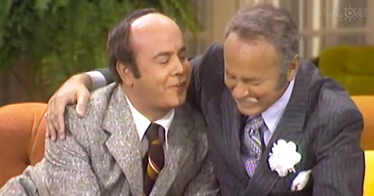 Tim and Harvey perform to howling laughter in this 1970 skit – Madly Odd!