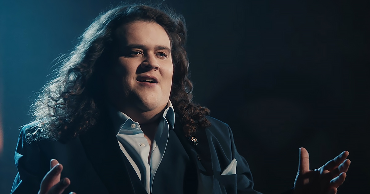 Jonathan Antoine sings ‘Amazing Grace’ in magnificent music video ...