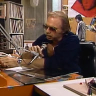 Dr. Johnny Fever dishes it out in hilarious clip from 'WKRP in Cincinnati'