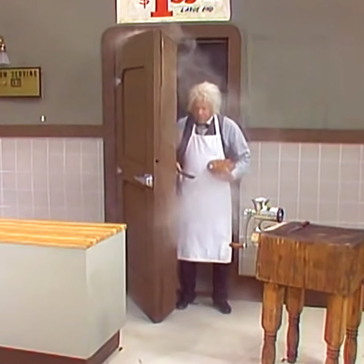 Tim Conway has everyone cracking up with hilarious “Oldest Man” skit on ...