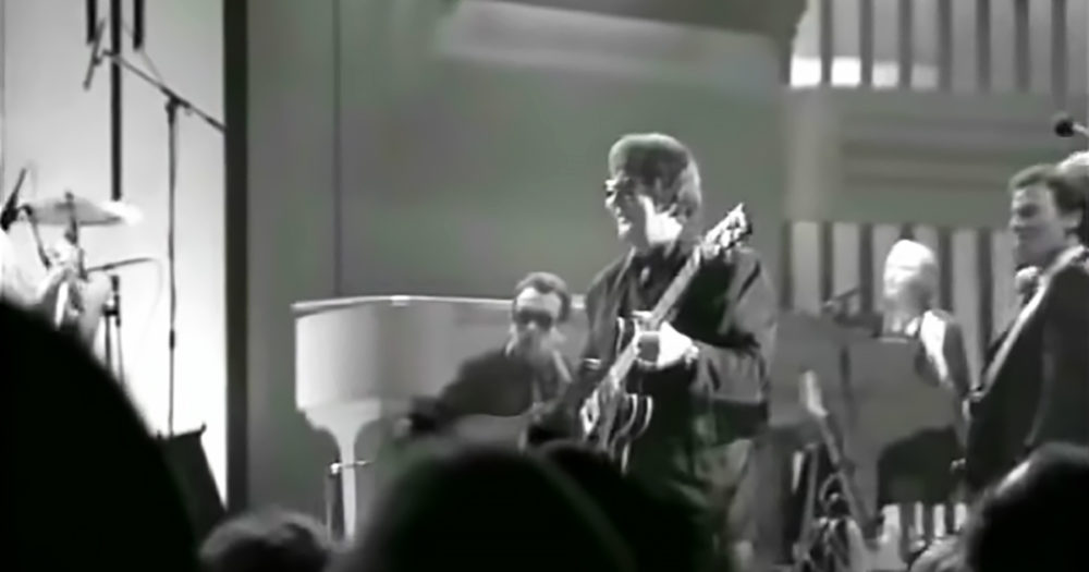 Roy Orbison’s “Ooby Dooby” performance with all-star friends thrills ...
