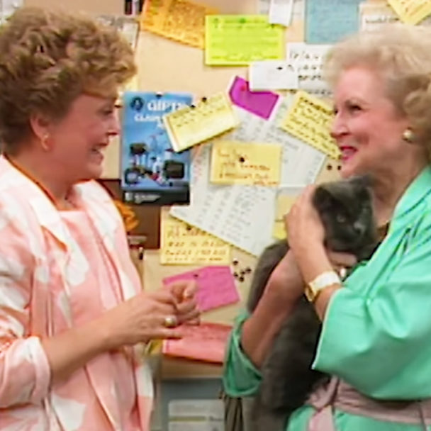 Betty White rescues animals as Rose Nylund on ‘The Golden Girls’