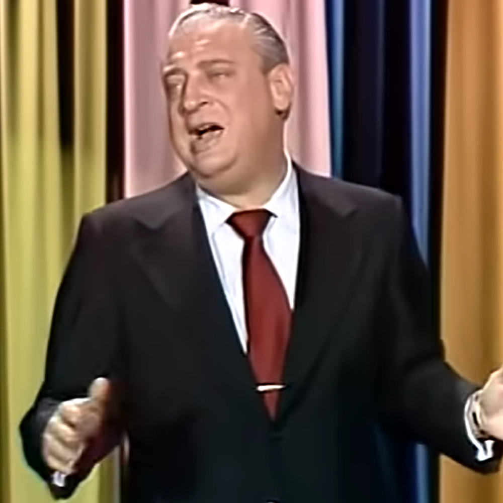 Rodney Dangerfield has Johnny Carson in splits on 'The Tonight Show'