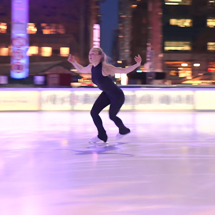 Woman performs figure skating routine to 'No Time to Die' by Billie Eilish