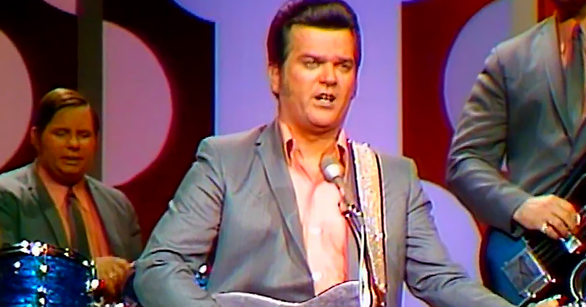 Conway Twitty sings ‘Hello Darlin” in classic live performance – Madly Odd!