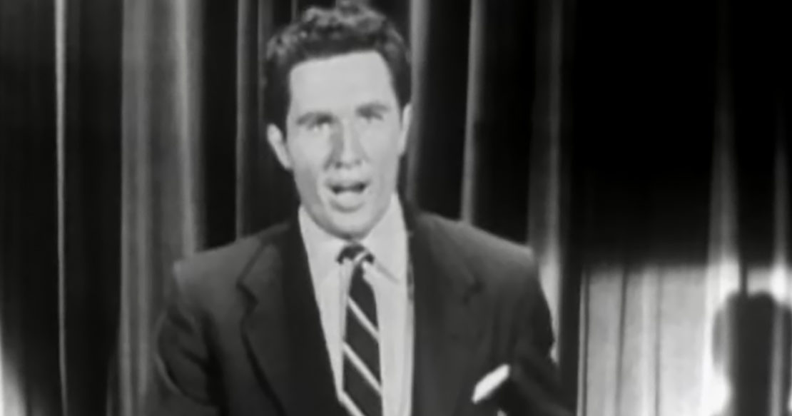 John Raitt dazzles with performance of "You'll Never Walk Alone" on ...