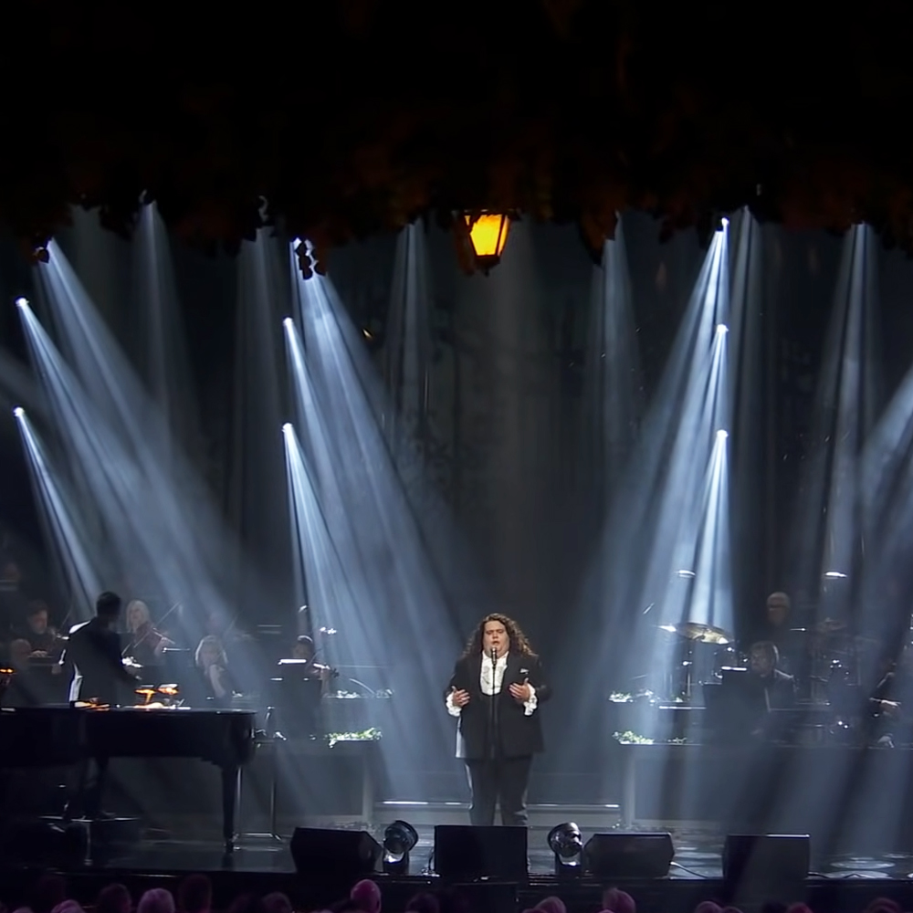 Jonathan Antoine performs extraordinary operatic rendition of “Amor ti ...