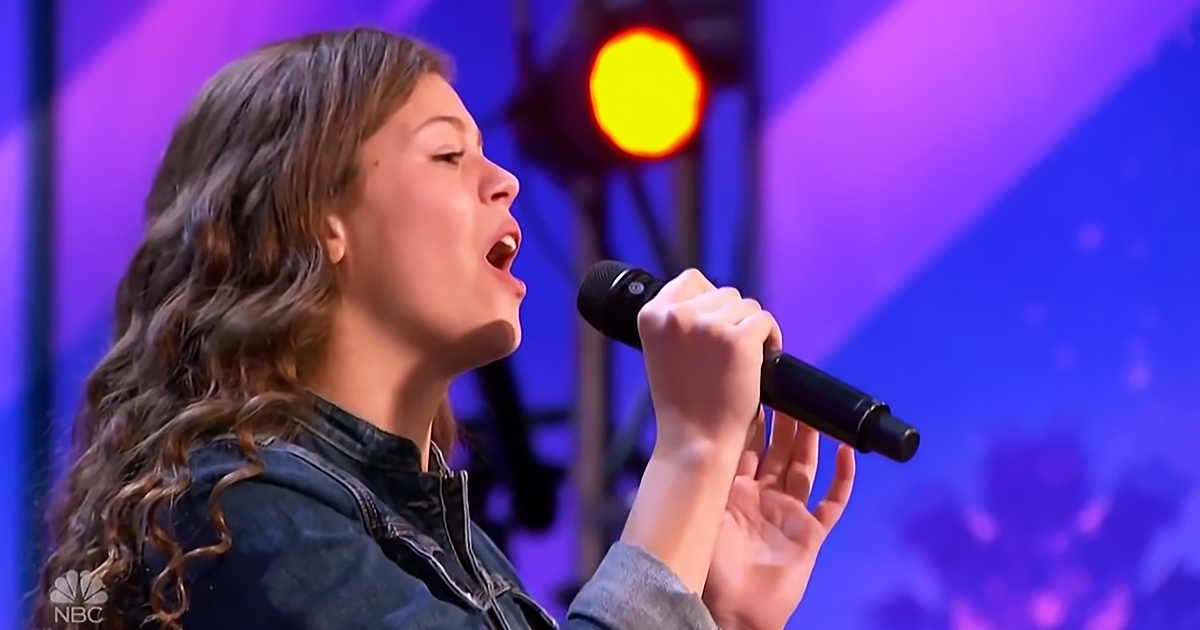 13-year-old singer makes Simon Cowell jump to his feet in a standing ...