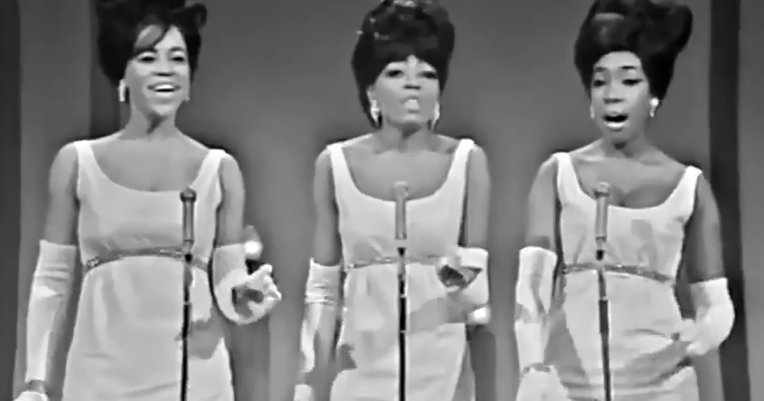 The Supremes sing ‘Stop! In The Name of Love’ in iconic televised ...