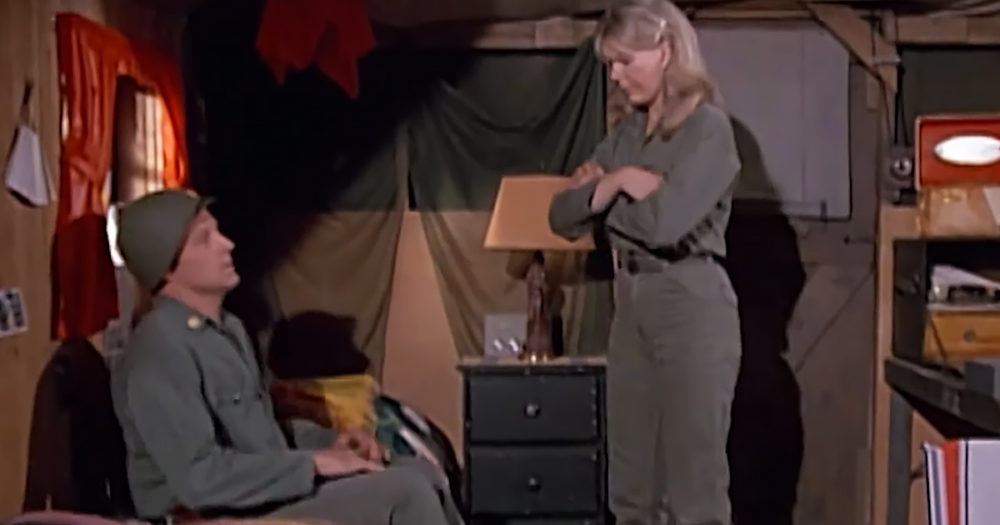 ‘MASH’ montage featuring the best of Frank and Hot Lips – Madly Odd!