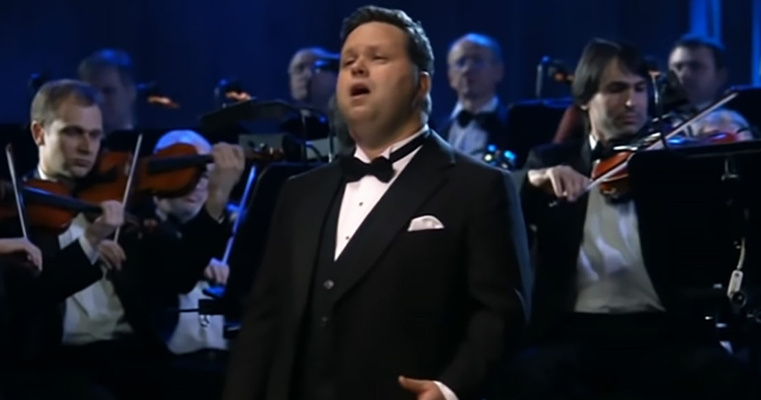 BGT star Paul Potts sings at the Kyiv Opera House in Ukraine