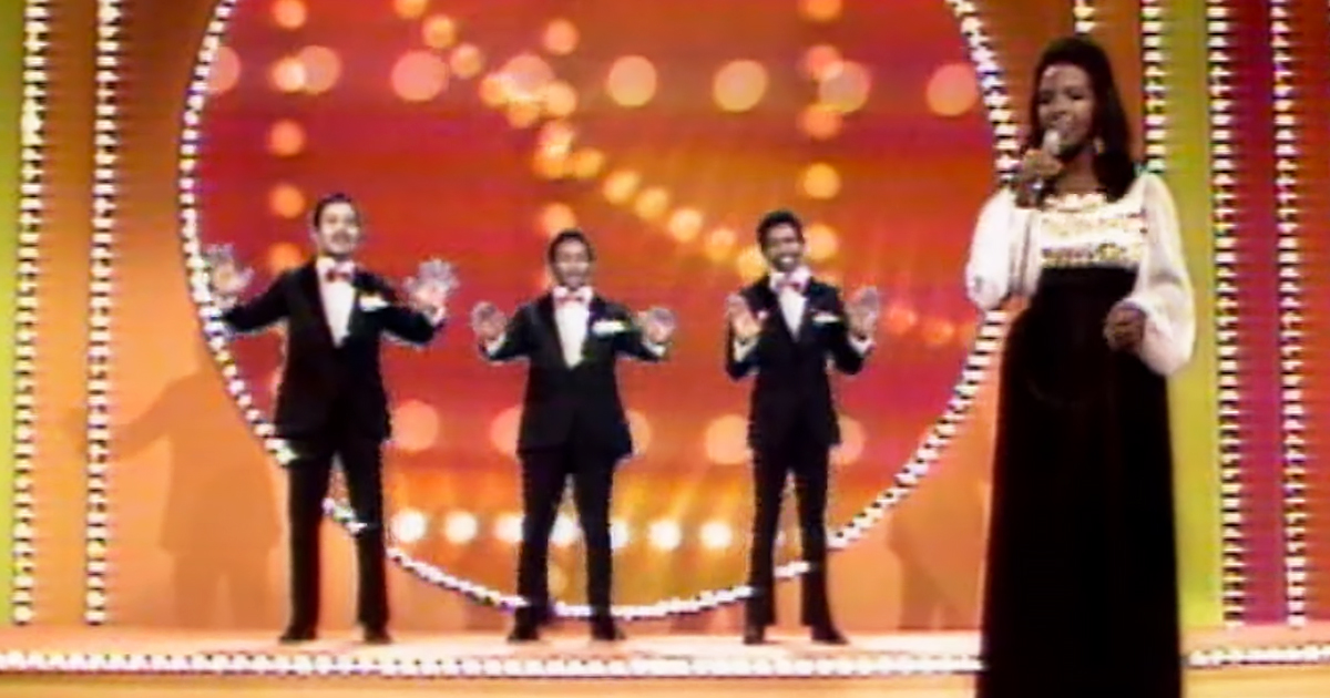 Gladys Knight and the Pips perform ‘Let Us Entertain You’ on ‘The Ed ...