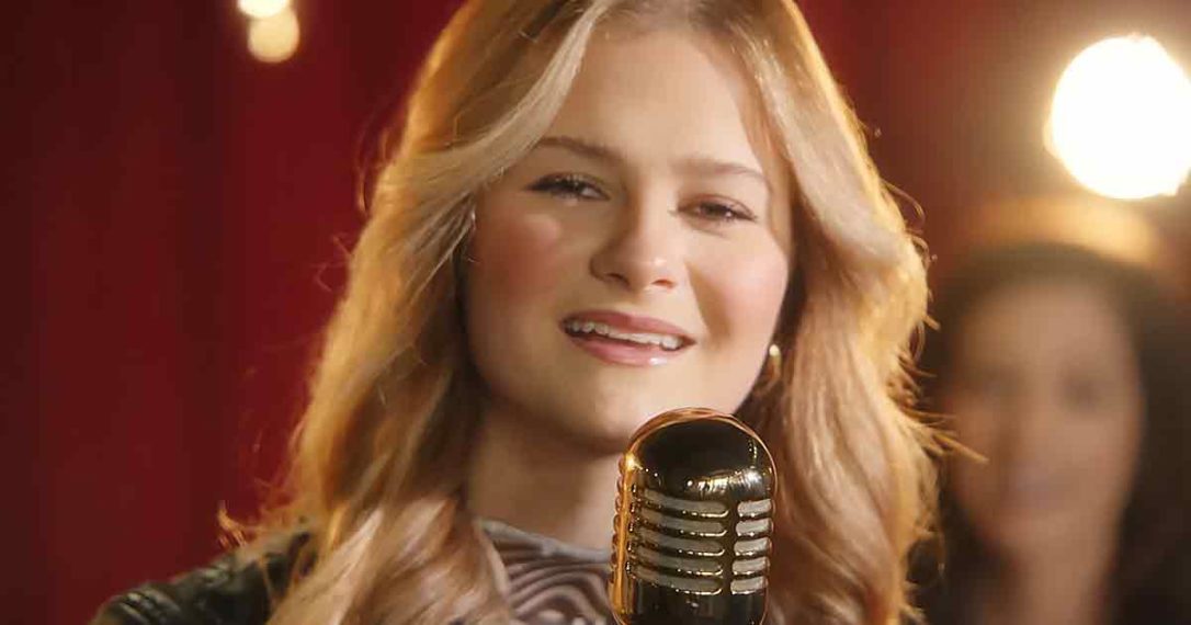 Just Breathe…’ Darci Lynne’s Stunning Transformation From AGT Darling ...