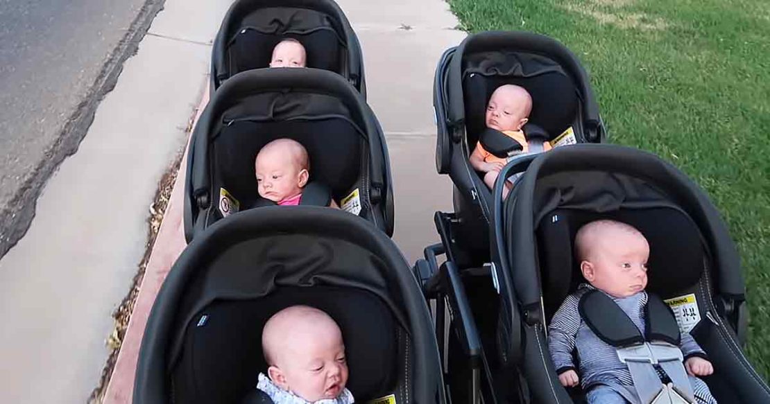 Quintuplet babies take first walk with mom, dad, and more siblings in ...