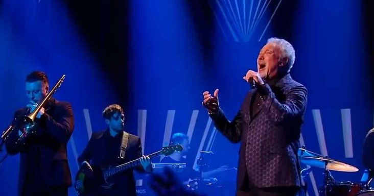 20 glorious minutes of the best of Tom Jones on ‘The Voice’