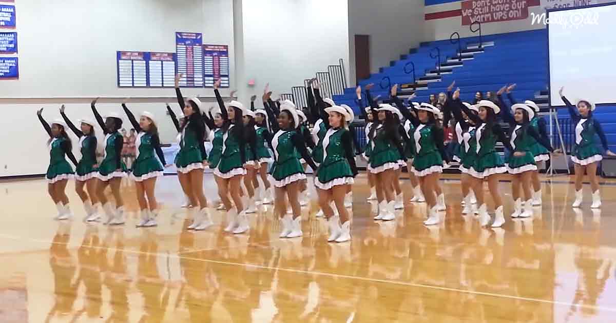 High kick dance routine by high school group like ‘The Rockettes ...