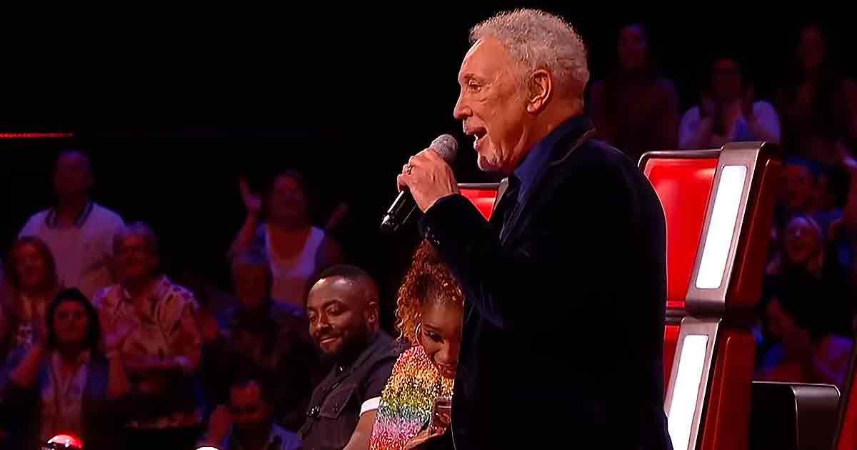 20 glorious minutes of the best of Tom Jones on ‘The Voice’ – Madly Odd!