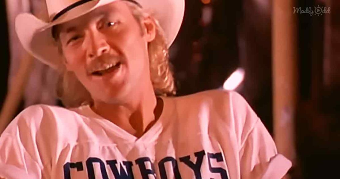 Ain’t nothing better than Alan Jackson singing “Chattahoochee” – Madly Odd!