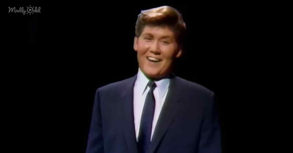 Young Wayne Newton’s stirring patriotic and religious medley on ‘Sullivan’