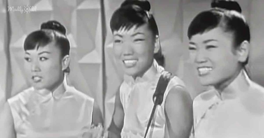 Ed Sullivan welcomes delightful ‘Kim Sisters’ Korean singing sensations ...