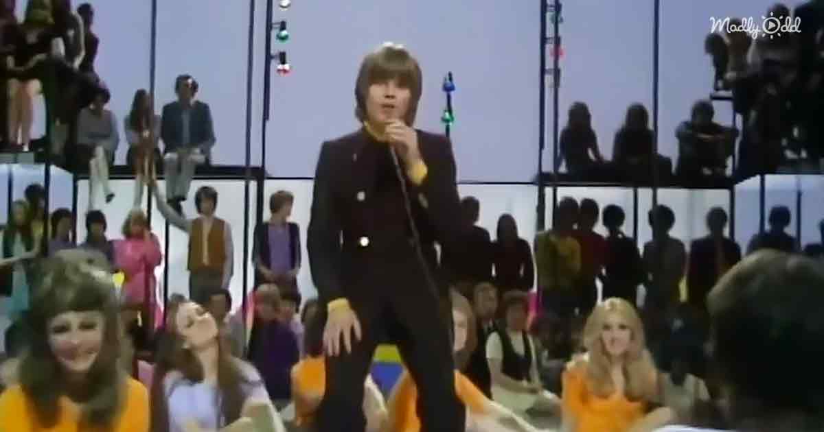 ‘Herman’s Hermits’ lead singer Peter Noone’s solo hit ‘Oh, You Pretty ...