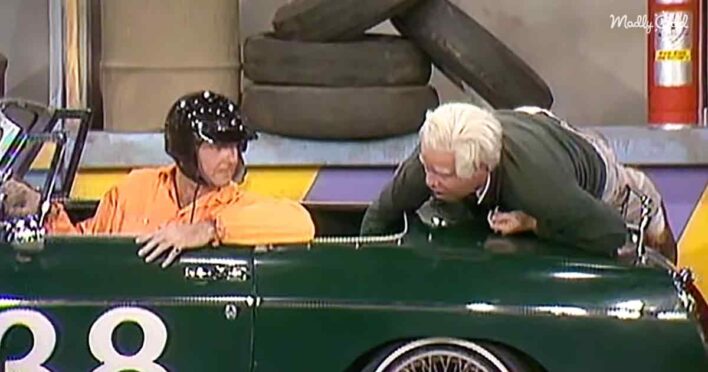 Try not to laugh at Tim Conway’s “Car Skit” – Madly Odd!