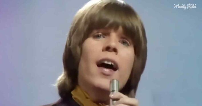 ‘Herman’s Hermits’ lead singer Peter Noone’s solo hit ‘Oh, You Pretty ...