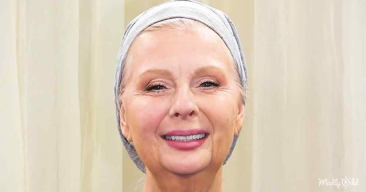 Makeover artist demonstrates gorgeous mature makeup application – Madly ...