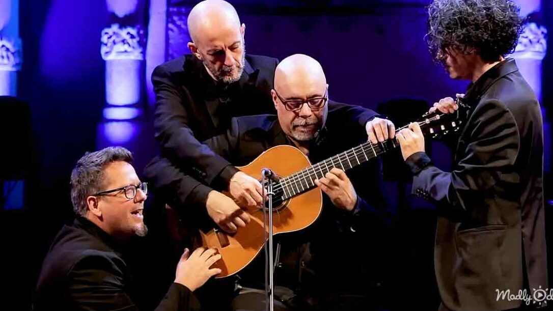 Beautiful moment: single dad adopts all five siblings to raise them ...