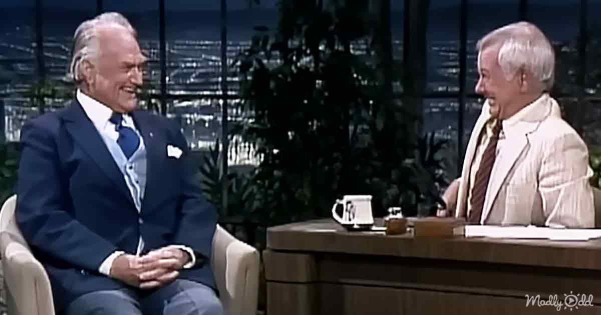 Red Skelton has Johnny Carson hooting and giggling – Madly Odd!
