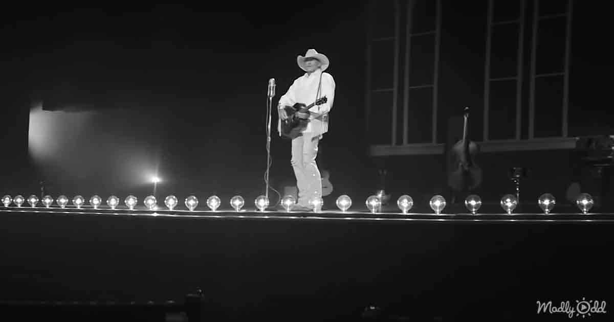 Celebrating The Country Music Greatness of Alan Jackson – Madly Odd!