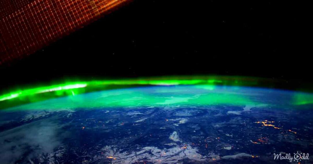 Photographer captures once-in-a-lifetime Aurora Borealis timelapse ...