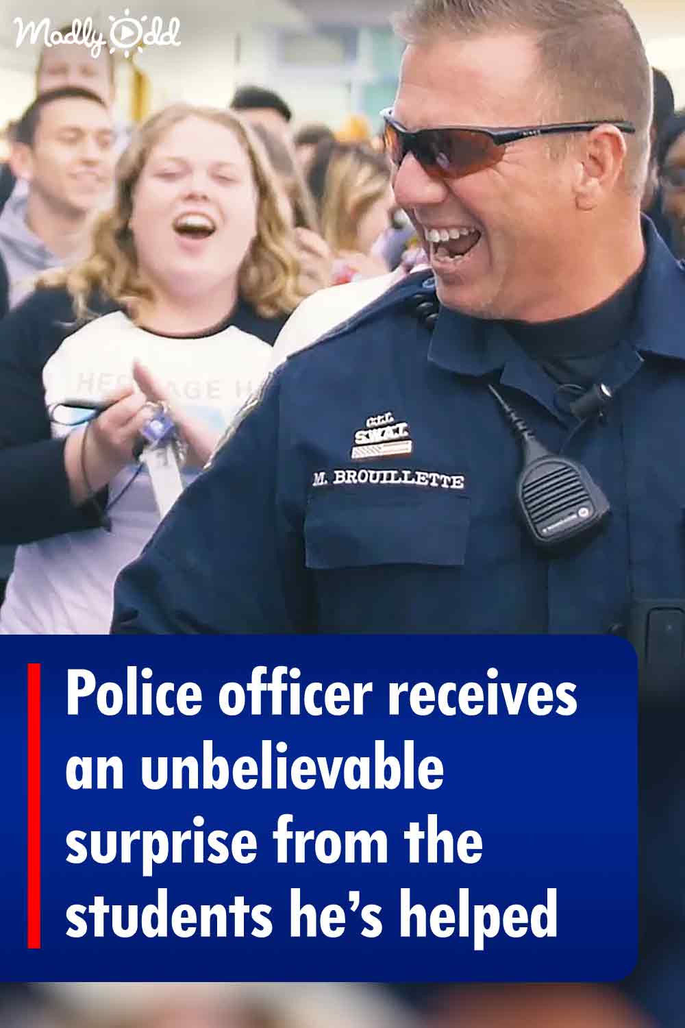 Police officer receives an unbelievable surprise from the students he’s ...