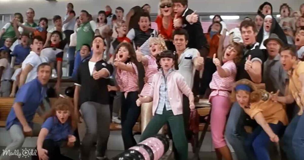 ‘Dirty Dancing’ and more iconic dance scenes from 80s movies – Madly Odd!