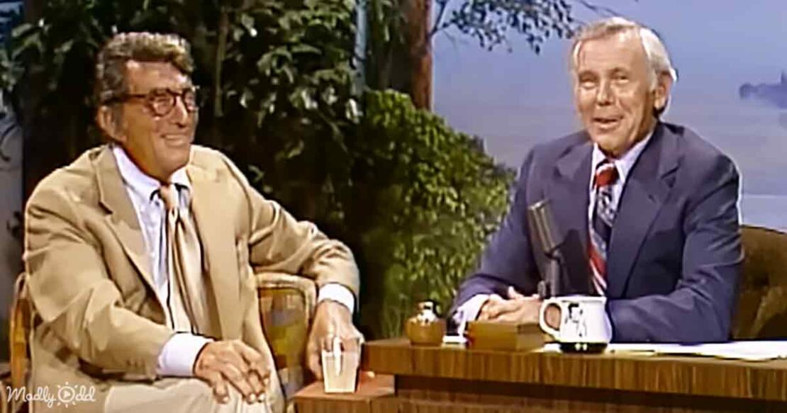 Johnny Carson takes a sip of Dean Martin’s drink with hilarious results ...